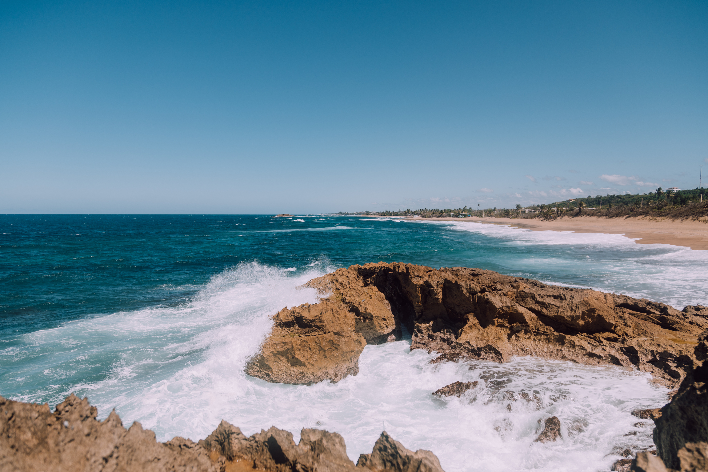 camuy-penon-amado-shoreline.jpg | Discover Puerto Rico