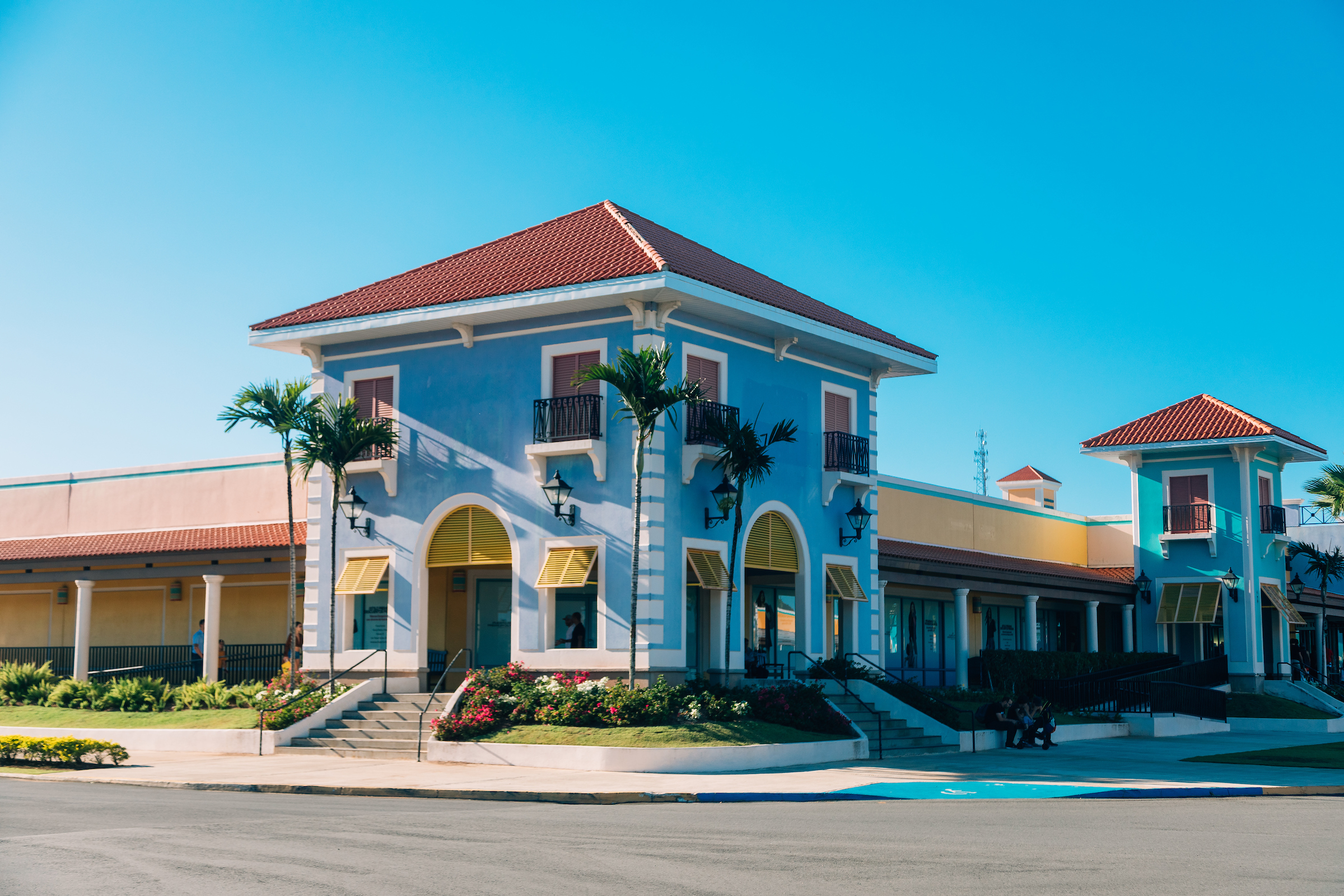 Barceloneta - Puerto Rico Premium Outlets | Discover Puerto Rico