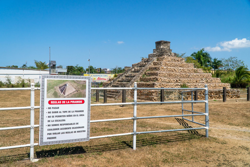 Puerto Rico Pyramid Chart