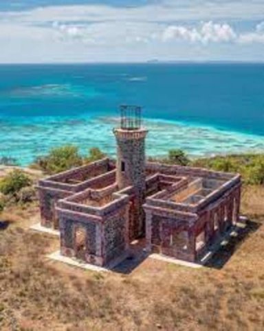 culebrita lighthouse hike