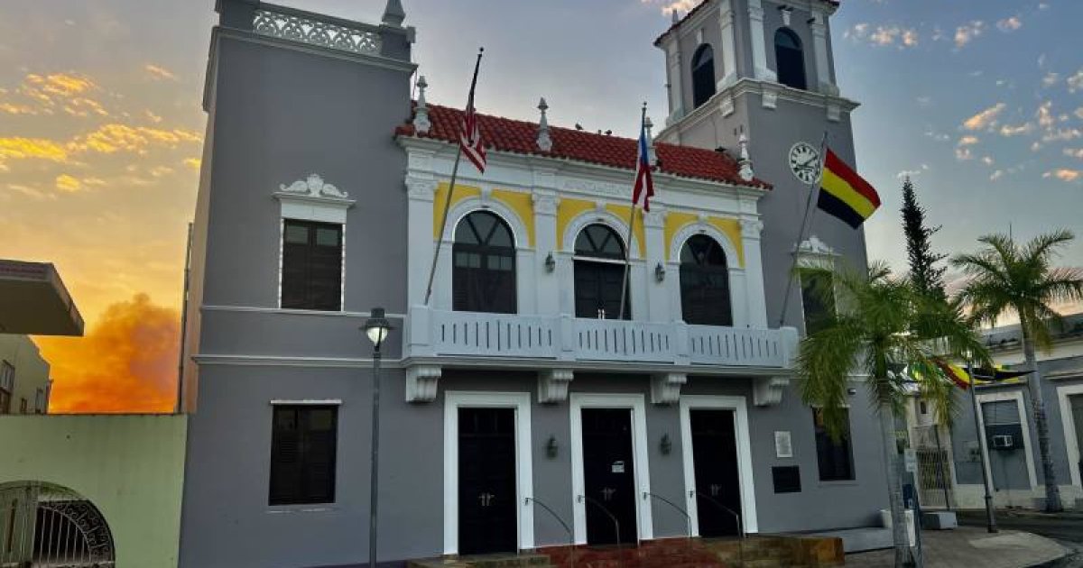 Casa Alcaldía de Coamo | Discover Puerto Rico