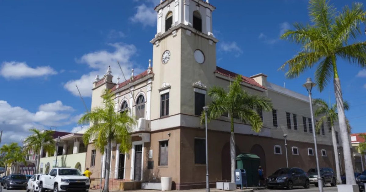 Casa Alcaldía de Coamo | Discover Puerto Rico