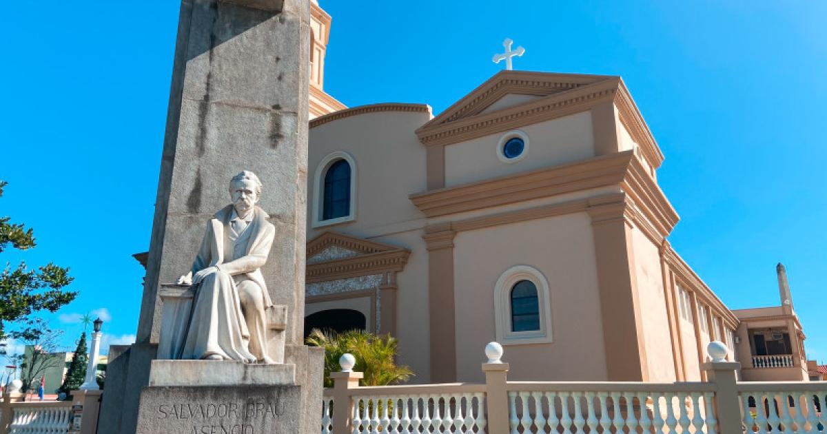 Monumento Salvador Brau | Discover Puerto Rico