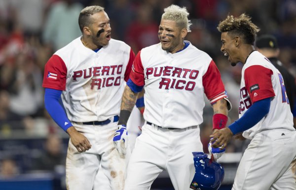 The Top Puerto Rican Baseball Players: Past & Present