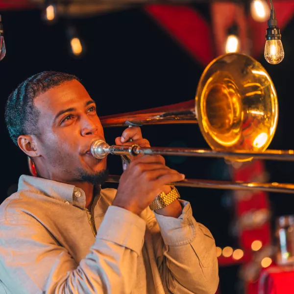 A Guide to Latin Jazz: Music, History, Popular Artists